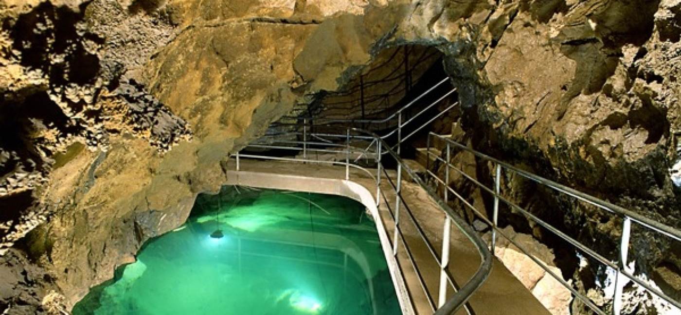 Visit the Caves and Grottos of Tuscany | Fiona & Levi